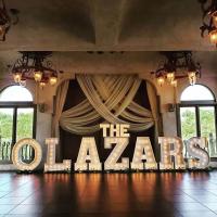 China Waterproof LED Marquee Letters PVC Stainless Steel 50000Hrs Advertising Sign for Shop Wedding Hotel for sale