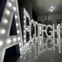 China Large Acrylic LED Letter Signs 120cm for Multi-Event Branding and Stage Decoration for sale