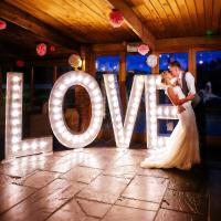 China 4ft 5ft LED Marquee Letters Metal Outdoor Wedding Sign with 50000H Bulbs for Event Decoration for sale