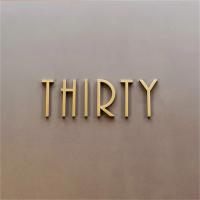 China Custom 3D Metal Letters Outdoor Weatherproof Signage for Building Facade Storefront 2 Year Warranty for sale