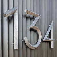 China Custom Metal Letters Vintage Distressed Stainless Steel Brass Aluminium 3D Sign for Cafe Restaurant Decor for sale