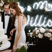 China Custom LED Neon Sign Acrylic Letters 12V DC for Wedding Party Decoration Wholesale for sale