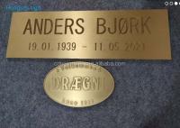 China Custom Cast Bronze Memorial Plaque Outdoor Photo Relief Grave Marker 12x8 Inch for sale