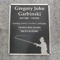 China Custom Memorial Plaque Grave 3D Relief UV Printed Brass Aluminum Metal Plaque Cemetery for sale