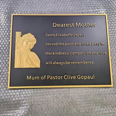 China Custom Aluminum Brass Carved Plaque Sign for Business Street 3D Relief Engraving for sale