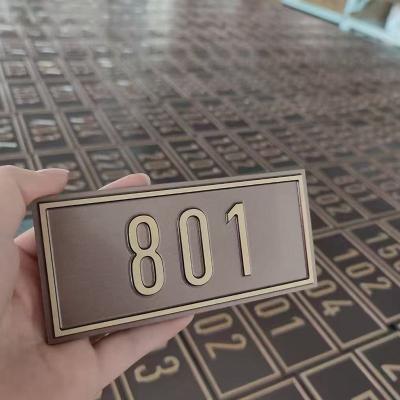 China Custom Brass Metal Plaque Sign UV Printing Customizable Size Shape Hongsen Brand 2 Year Warranty for sale