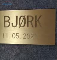 China Large Brass Bronze Casting Memorial Plaque Single-sided Three-dimensional Engraved Ready Ship for Cemeteries for sale