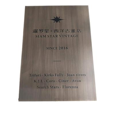 China Custom Embossed Metal House Number Plate Retro Etched Brass Aluminum Plaque 0.5mm Thick for sale
