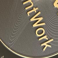 China Custom Round Gold Medal Metal Brass Commemorative Plaque 2 Color UV Printing 80mm for sale