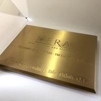 China Customizable  high-end solid brass signage and plaques featuring engraved brand logos and lettering for businesses and offices. for sale