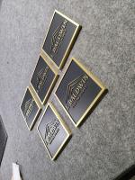 China Custom Brass Signage and Wayfinding Plaques Premium Vintage Style for Hotels for sale