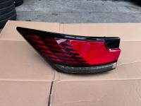 China Genuine Used 2025 Lexus RX200 / RX300 Rear Tail Light Assembly Set of 3 (Left + Right + Full-Width Center Light Bar) for sale