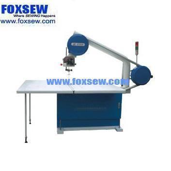 China Industrial Band Knife Cutting Machine 220V 50Hz for Fabric Leather Rubber for sale