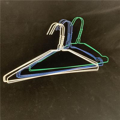 China 2.2 Mm Wire Diameter Wire Laundry Hanger 500pcs Per Carton Bulk Pack Metal Clothes Drying Hangers Designed For Space Management for sale