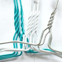 China 40cm Hanger Height Wire Laundry Hanger Robust 2.2 Mm Wire Diameter Designed for Professional Clothes Drying Solutions for sale