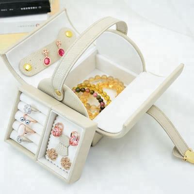 China Zip Lock Leather Portable Travel Jewelry Box With Handle Light Color Packaging / Gift Case for sale