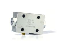 China Alloy Steel Crane Spare Parts A229900004435 Bidirectional Hydraulic Lock YSS-8BS for sale