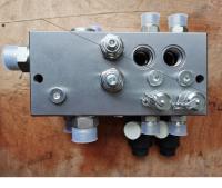 China 13336500 13336502 Valve Block Group SRSC45H8.2.2.15-1 for SANY reacher stacker for sale