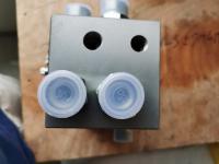 China 13336500 13336502 Valve Block Group SRSC45H8.2.2.15-1 for SANY reacher stacker for sale