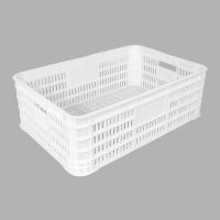 China 600x400x200mm Vented Plastic Basket for Convenient Supermarket Storage and Shipping for sale