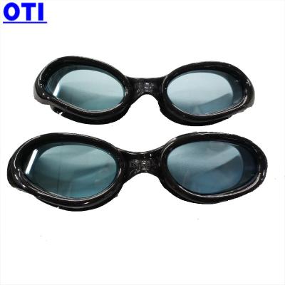 China Custom Silicone Diving Goggles with Adjustable Strap for sale