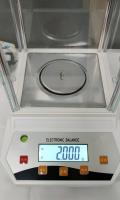 China Electronic Digital Lab Scale 0.001g Accuracy 110g 210g with Windshield for Yarn Linear Density Testing for sale