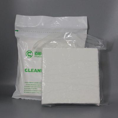 China Extremely Soft Polyester Cleanroom Paper Mechanical Strength White Microfiber Cleaning Wipes for sale