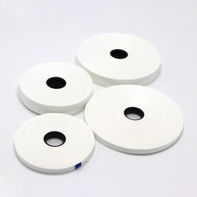 China Polyester Cleanroom Wiper Roll 10-500m Length with 112g/m² Basis Weight for Digital Printer Maintenance for sale