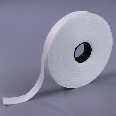 China Polyester Polyamide Microfiber Cleaning Wipe Rolls 160g-220g for LCD and Semiconductor Applications for sale