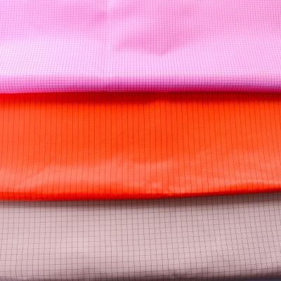 China ESD Cleanroom Fabric 150D 2/3 Twill 98% Polyester 2% Carbon Fiber 110g for sale
