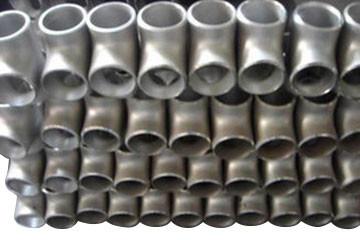 China Butt Welding Equal Tee DIN Industrial Steel Pipe Fittings for sale