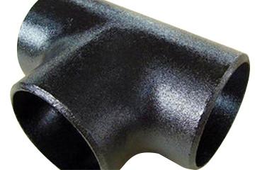 China Black Painting Butt Welding Astm Carbon Steel Equal Tee for sale
