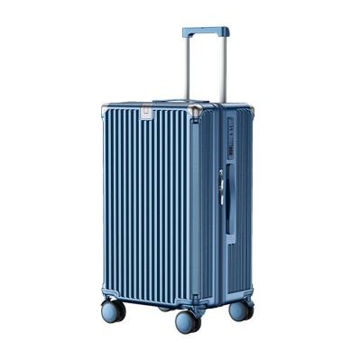 China 3pcs High Quality Travel Trolley 4 Wheels PC Luggage Trolley Suitcases  Sets for Long-distance Travel for sale