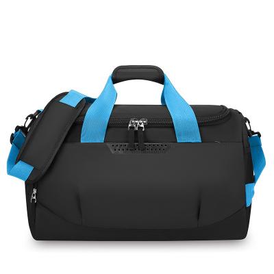 China Custom Fashionable Large Capacity Travel Duffel Bag for sale