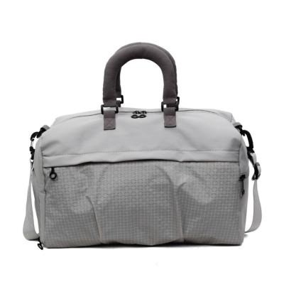 China Lightweight Oxford Travel Duffel Bag Large Capacity Sports Gym Bag Waterproof Business Weekend Bag with Zipper Closure for sale