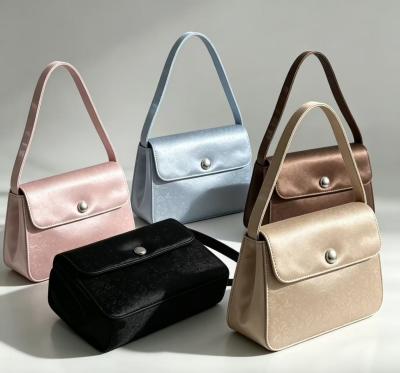 China Women's Satin Jacquard Flap Single Shoulder Handbag for sale