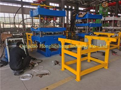 China CE ISO Certified 200t Rubber Tile Making Machine For Brick Vulcanizing for sale