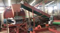 China Rubber Granules Recycle Waste Tire Shredder 1000-1500kg/H for sale