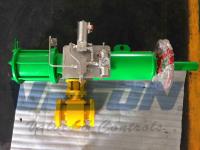 China 3 Piece Carbon Steel Flanged Ball Valve with Pneumatic Automation for Oil & Gas Applications (50-1200mm) for sale