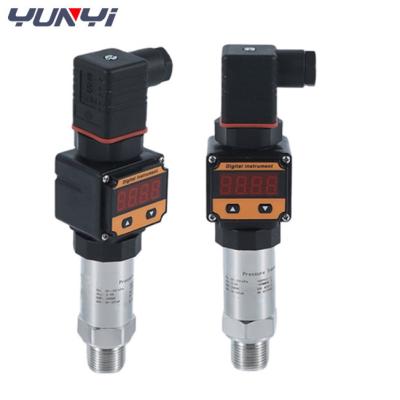 China LCD LED Display Oil Pressure Transmitter 4 - 20mA for sale