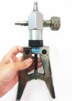 China YFP Series YFP16 Pneumatic Pressure Gauge Calibrator Hand Test Pump Calibrator -1- 16Bar for sale