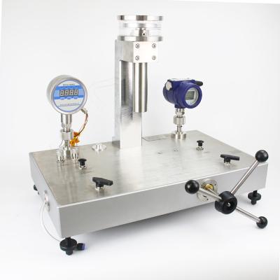 China Nitrogen Gas Calibration Dead Weight Tester Pressure Gauge for sale