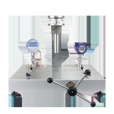 China Yunyi Nitrogen Medium Pneumatic Gas Deadweight Tester -0.1-0.6Mpa for sale