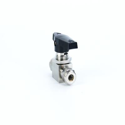 China High Pressure Stainless Steel 3 Way Ball Valve For Water Oil Gas for sale