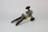 China Y039 Handheld Pneumatic Pressure Pump The Versatile and Essential Tool for Smart Water Pressure Sensor Technicians for sale
