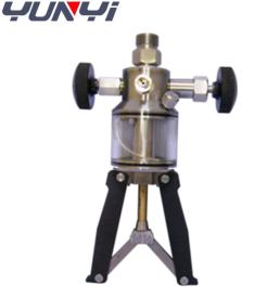 China Hand Operated Pressure Calibration Pump Portable Hydraulic Pressure Calibrator / Portable Handheld Pressure Calibrator Hand Operated Pressure Test Pump for sale