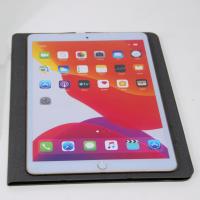 China Foldable Nontoxic Mouse Pad With Phone Holder , 10W Mouse Pad Charging Station for sale