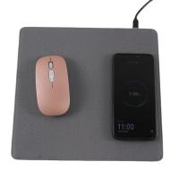 China 10W Gaming Mouse Desk Mat With Wireless Charging Multiscene 270x253x6mm for sale