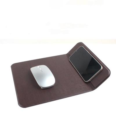 China Waterproof Reusable Brown Leather Mouse Pad , 10W Personalised Leather Mouse Mat for sale