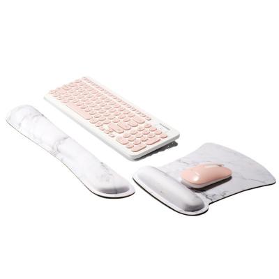 China Memory Foam Keyboard Wrist And Mouse Pad Set Reusable Ergonomic Design for sale